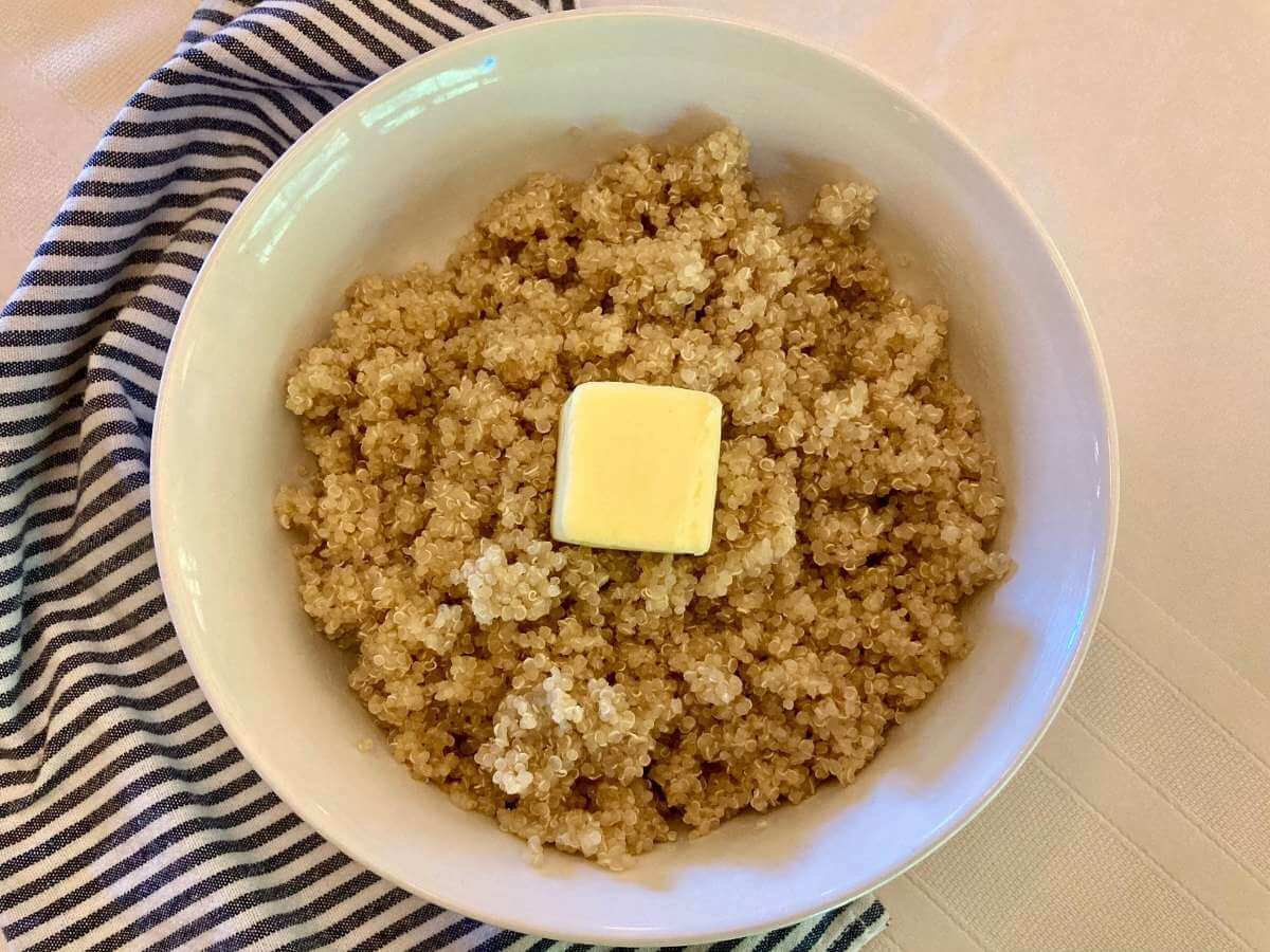 How to Make Soaked Quinoa (No Bitter Flavor!) - Right At Home with Violet